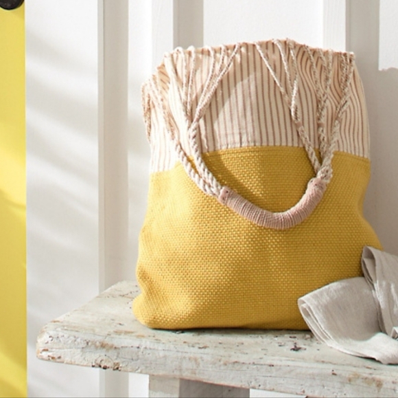 Garnet Hill | Bags | Garnet Hill Mercardo Global Yellow Apolonia Bag ...